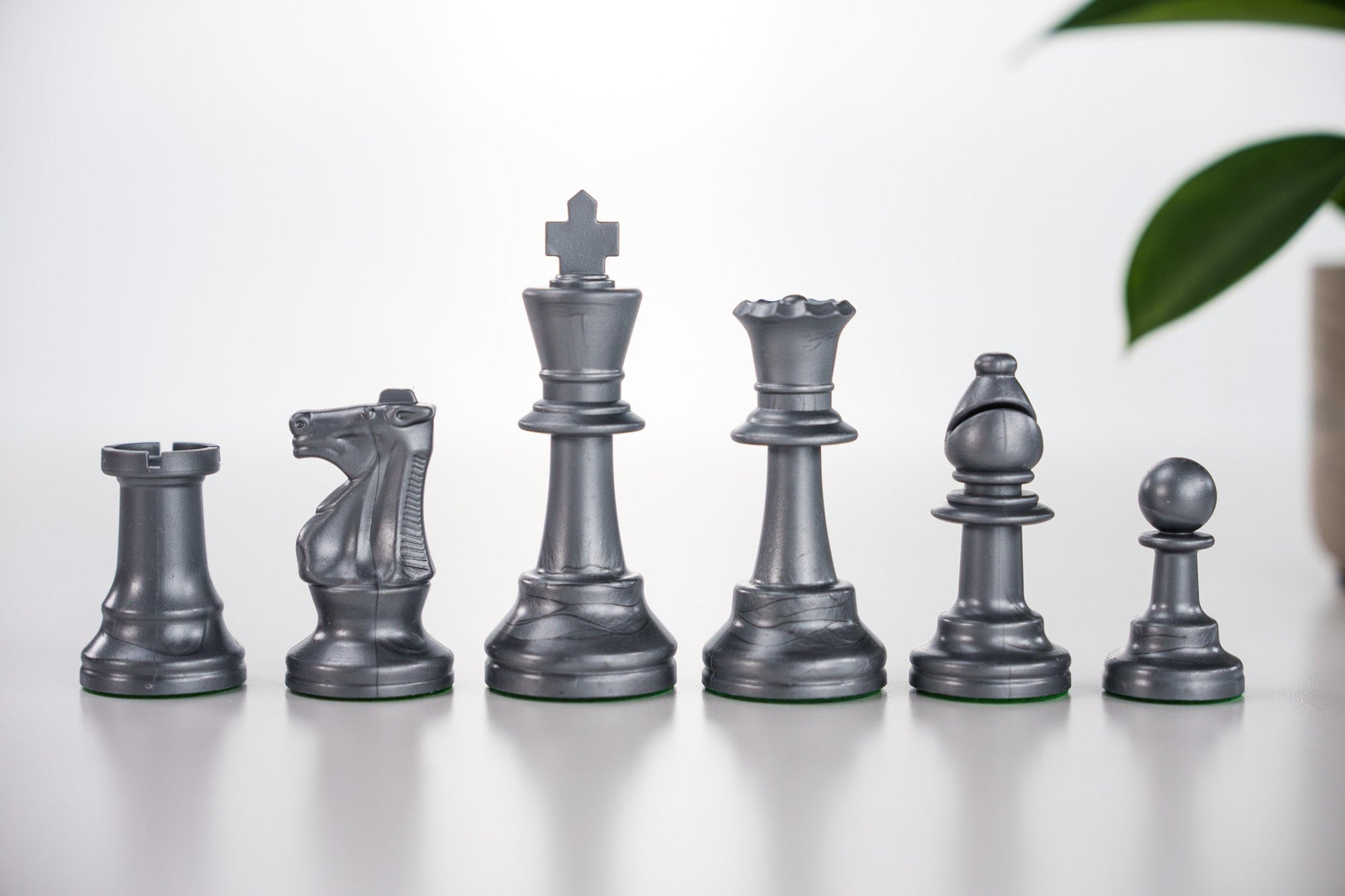 3 3/4" Heavy Club & Tournament Chess Pieces - Half Set - 17 Pieces