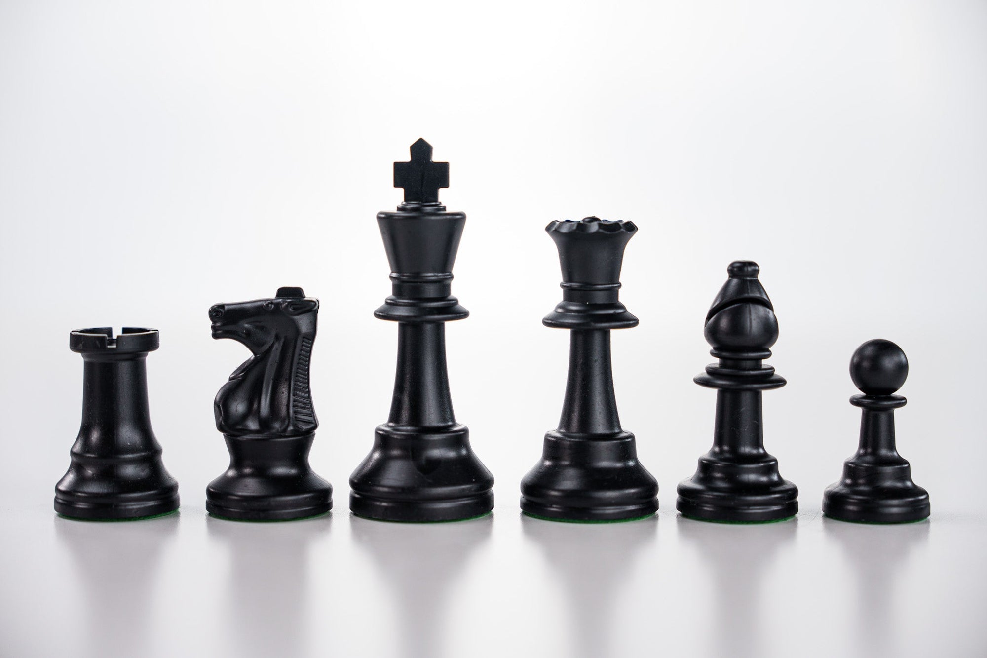 3 3/4" Heavy Club & Tournament Chess Pieces - Half Set - 17 Pieces