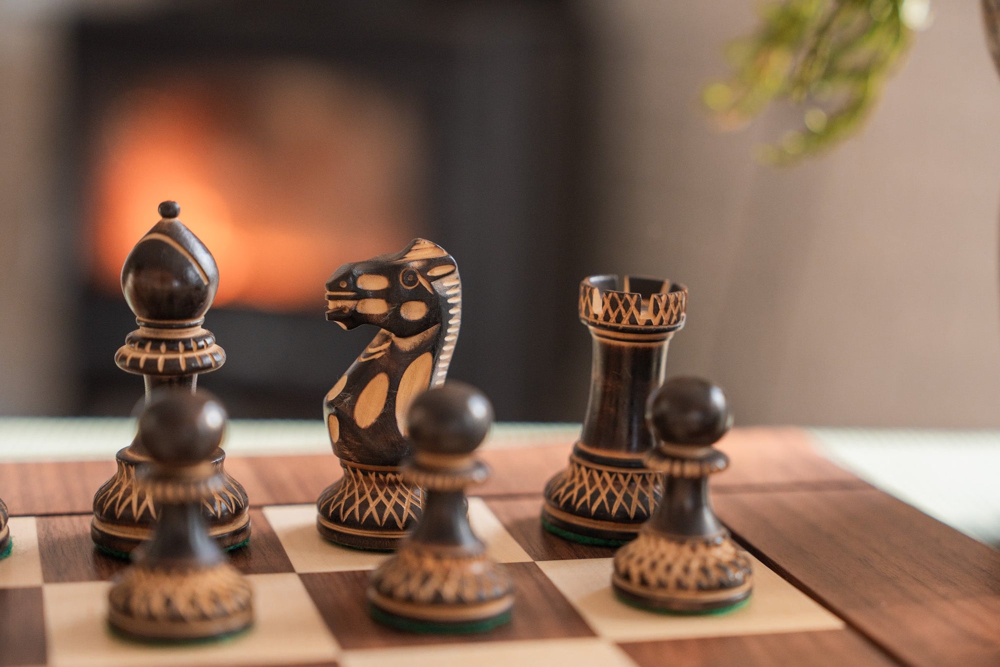 Heirloom Burnt Finish Grandmaster Chess Set