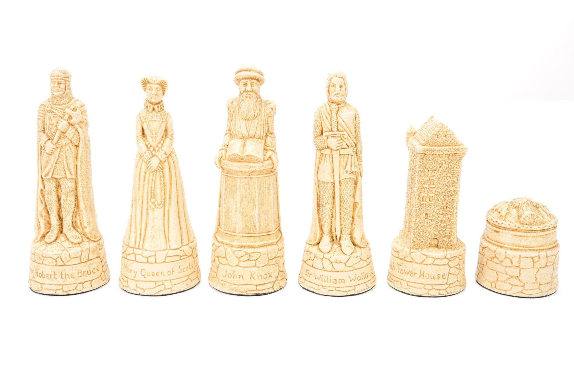 Scottish Chess Pieces by Berkeley - Russet Brown