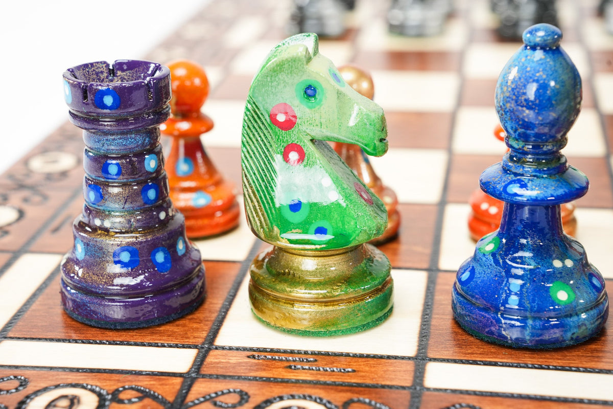 The Hero's Entrance - Sydney Gruber Painted 21" Ambassador Chess Set