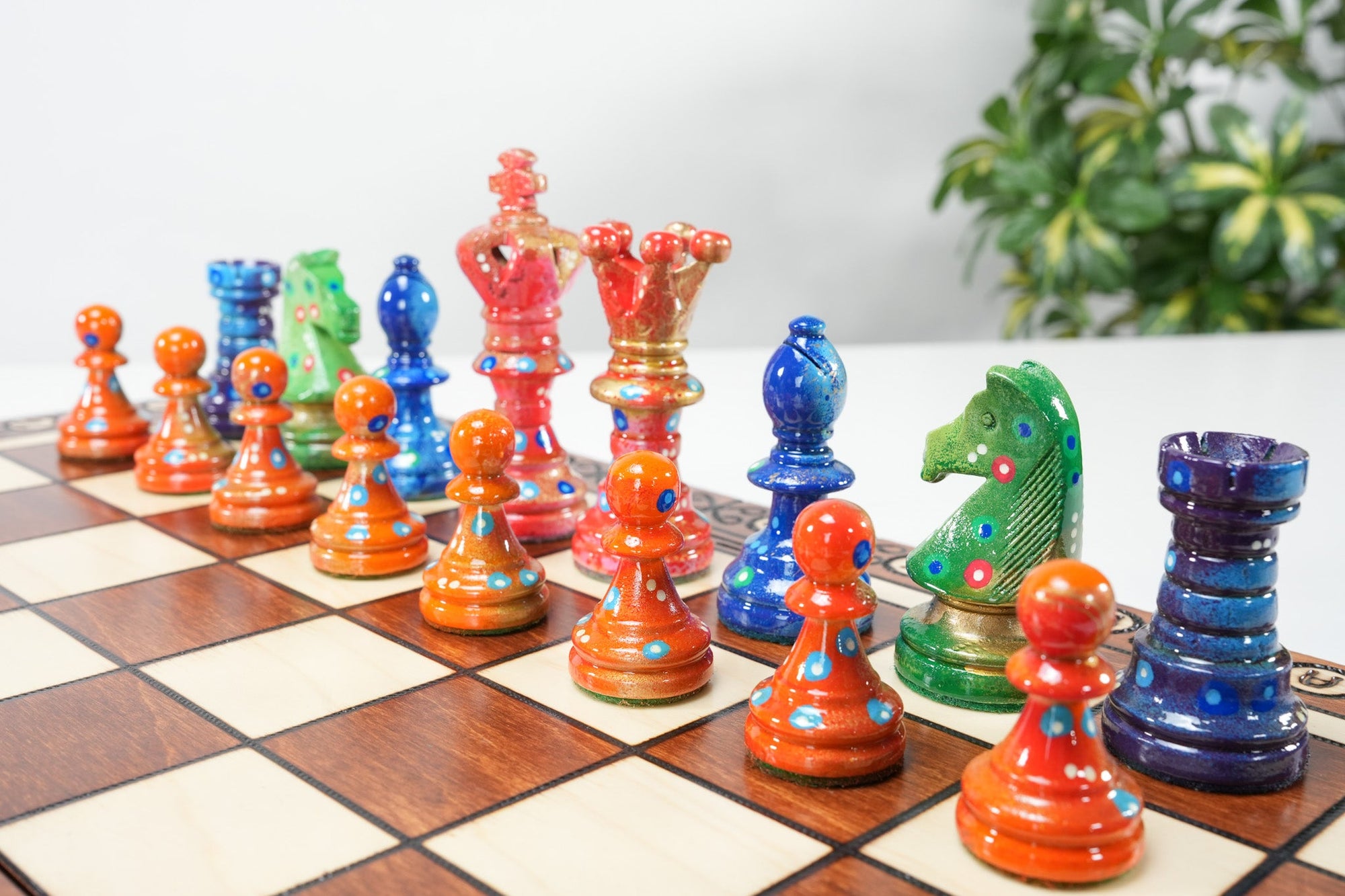 The Hero's Entrance - Sydney Gruber Painted 21" Ambassador Chess Set