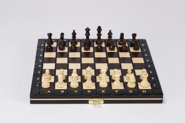 11" Birchwood Magnetic Chess Set – Chess House