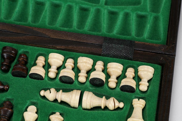11" Birchwood Magnetic Chess Set – Chess House