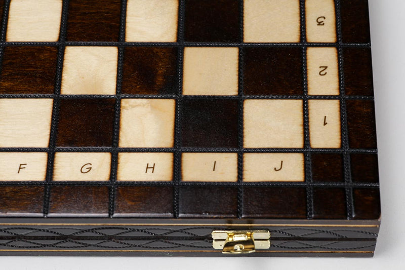 Capablanca Style Chess Set (Chess Variant)