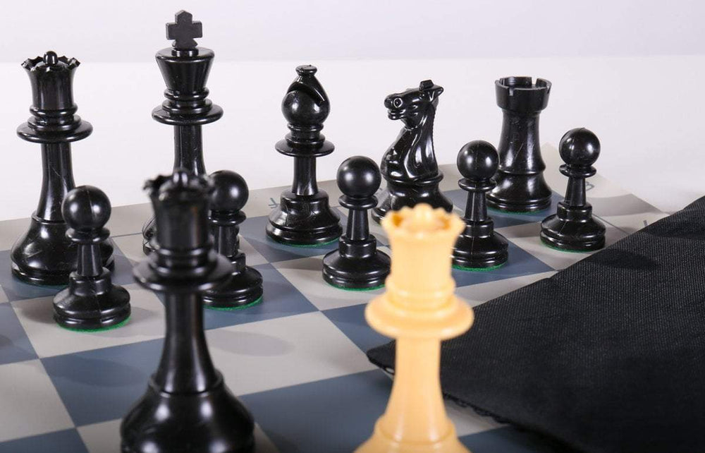 Club Chess Set with 17" Board