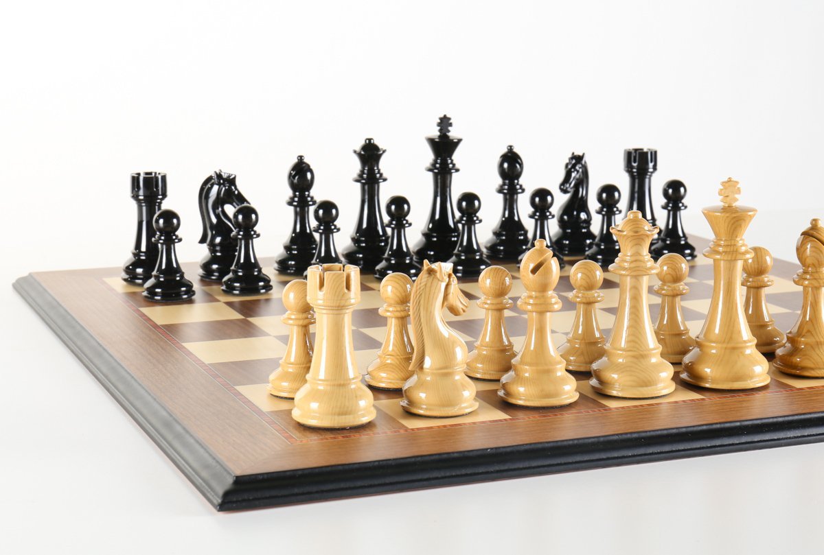 Deluxe Large Gloss Woodgrain Chess Set