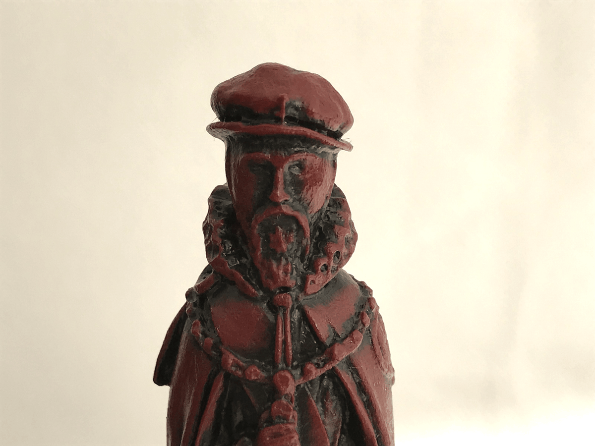 Elizabethan Chess Pieces by Berkeley - Cardinal Red